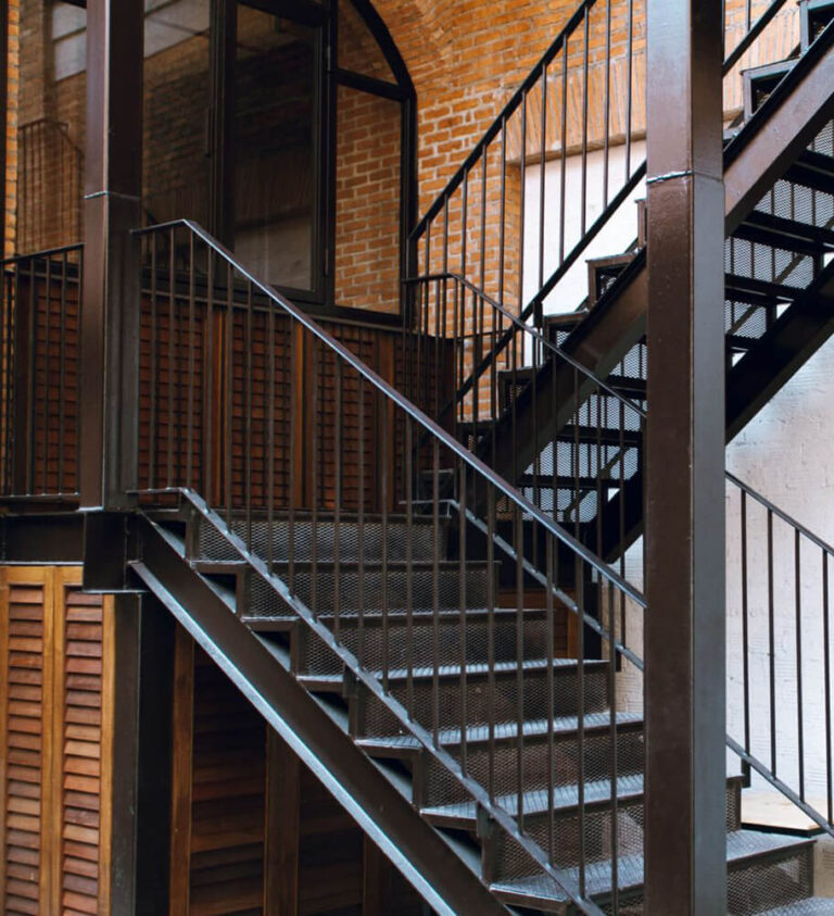 Demir Merdiven Yapımı - Demir Çelik Merdiven Fiyatları